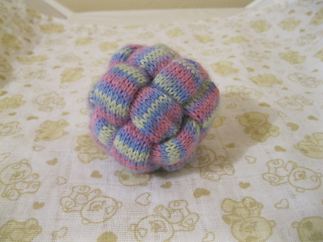 Ravelry: AusJen's Braided Ball