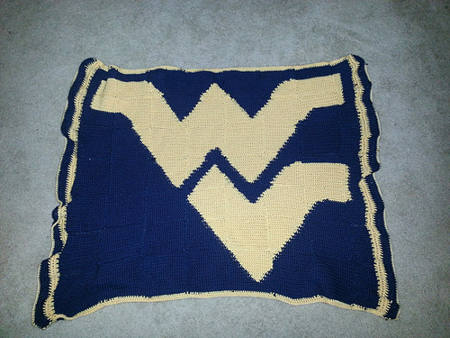 Ravelry: WVU Logo Afghan pattern by Brynn Riordan