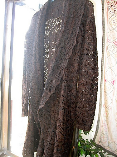 Ravelry: Lestrange Cloak pattern by Catherine Salter Bayar