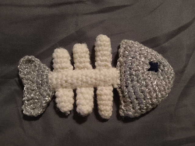 Ravelry: Fish Bone pattern by K. Godinez