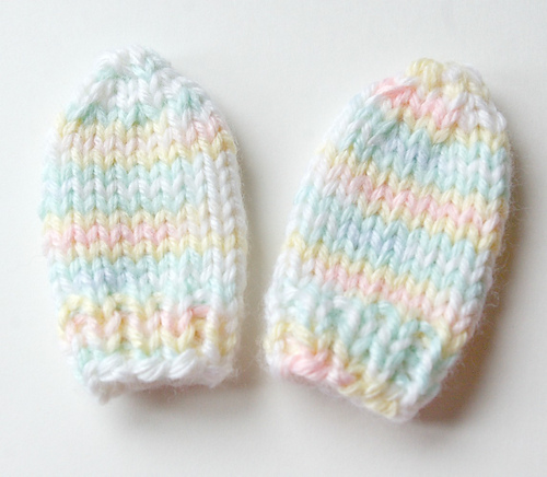 Ravelry: Stay Warm Doll Mittens pattern by Lori Campbell