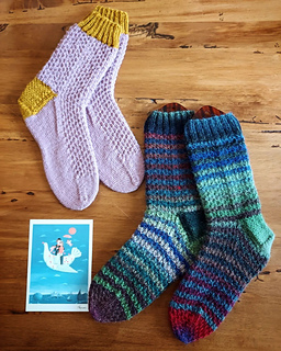 Ravelry: BUHIBUHI's Stripe Hermione's socks