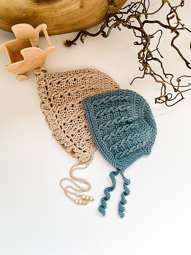 Ravelry: The Margot Bonnet pattern by Karen Petry