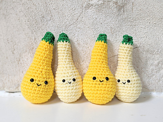 Ravelry: Crochet Yellow Squash pattern by BabyCakes Studios