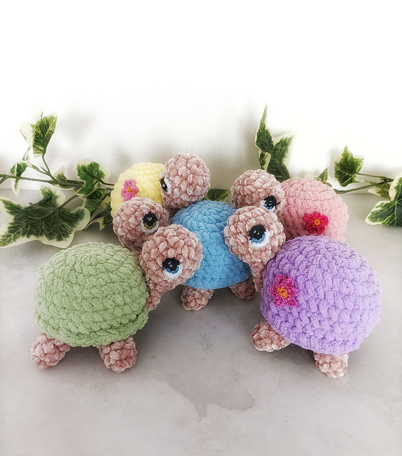 Ravelry: Toby and Tilly Tortoise pattern by Donna Browne