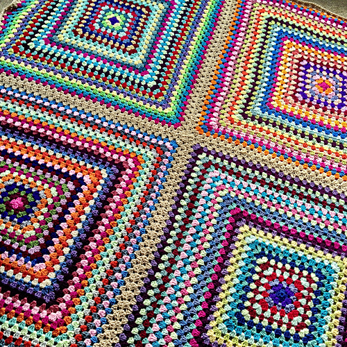 Ravelry: Four Square pattern by Rachele Carmona
