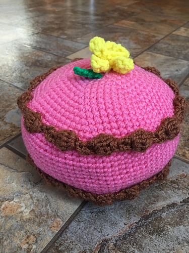 Ravelry: Pattie Cake pattern by Defy Society Arts