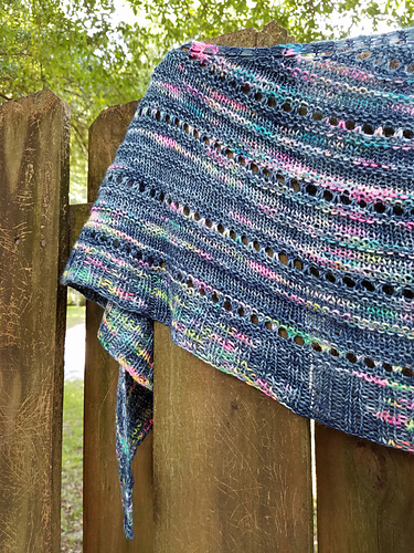 Ravelry: Easy Shawl pattern by Made of Wool