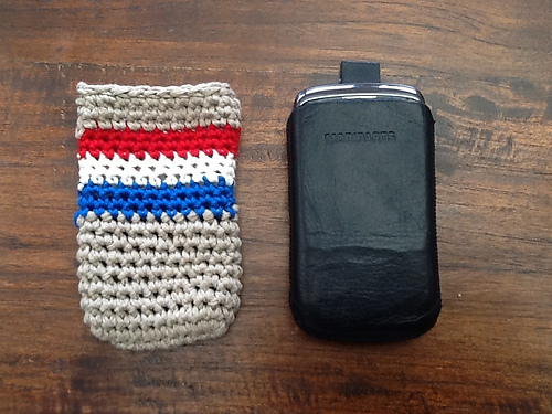 Ravelry: Barbarazz's Dutch mailbag phone cozy
