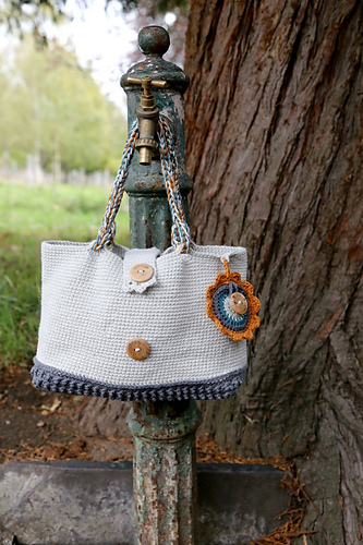 Ravelry: Mighty Fine Day Bag pattern by Dedri Uys