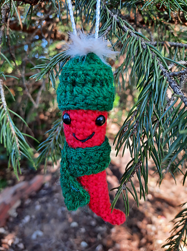 Ravelry: "Chilly" Pepper pattern by Sammich Stitches