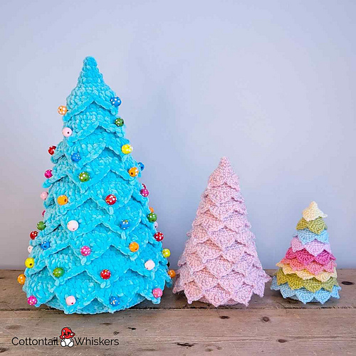 Ravelry: Mini Christmas Trees pattern by Bea King