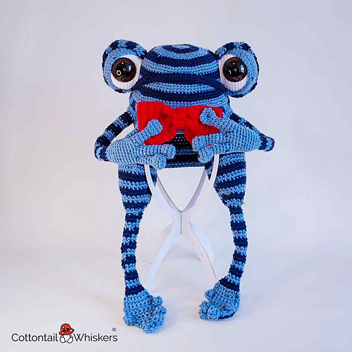 Ravelry: Tree Frog Hat pattern by Bea King