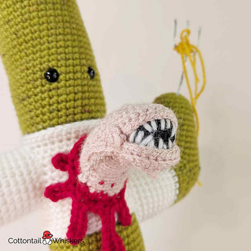 Ravelry: Alien Chest Burster Cactus pattern by Bea King