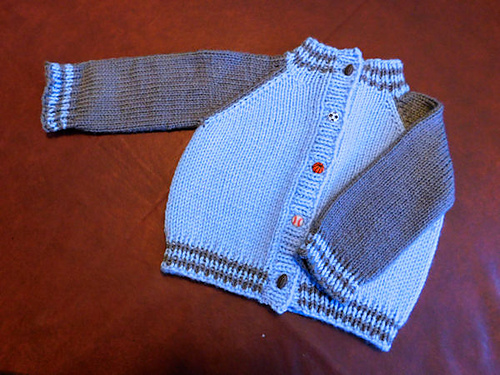 Ravelry: Sporty Raglan Baby Cardigan pattern by Linda Jo Park