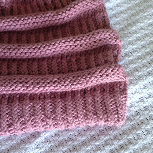 Ravelry: Snowbird Slouchy Beanie pattern by Carissa Clark