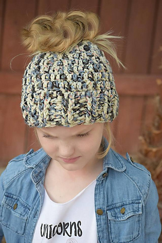 Ravelry: Messy Bun Beanie pattern by Rebecca Romero