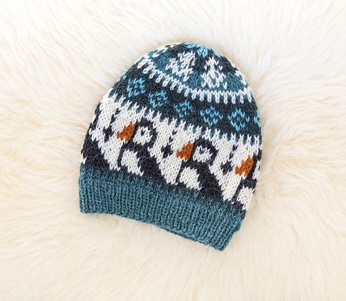 Ravelry: PUFFIN Icelandic Bird Hat pattern by Olga Begak