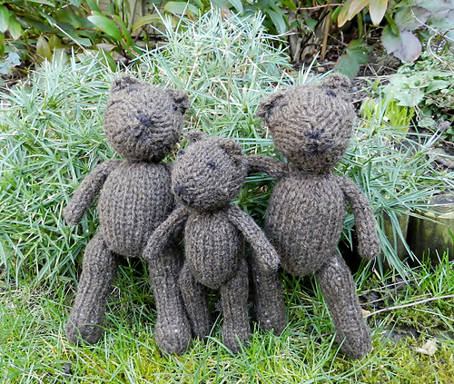 Ravelry: The Three Bears pattern by Elizabeth Burling