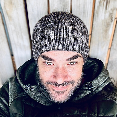 Ravelry: Rocketeer Beanie pattern by Benjamin Matthews