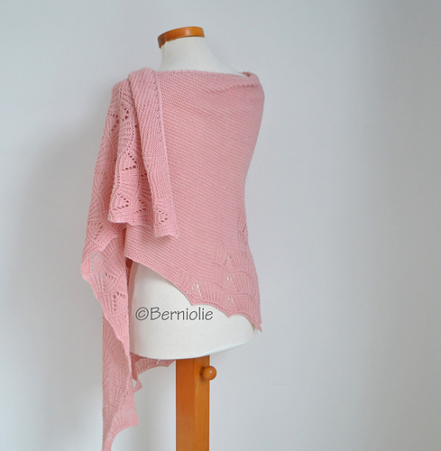 Ravelry: Cornelia pattern by Bernadette Ambergen