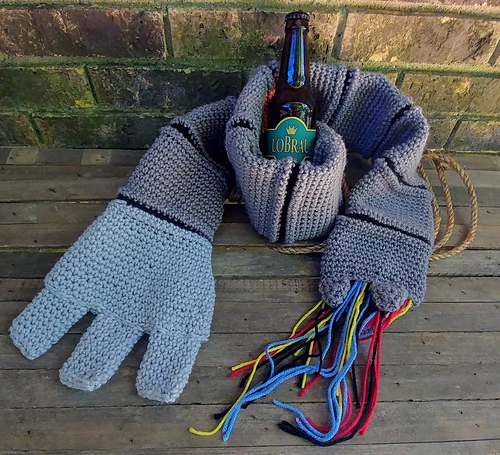 Ravelry: Bender's Arm Scarf pattern by Jessie Alameda