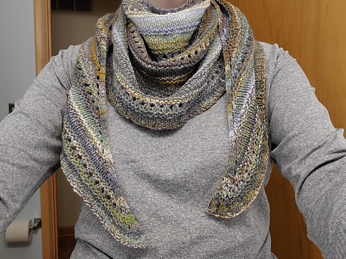 Ravelry: Easy Shawl pattern by Made of Wool