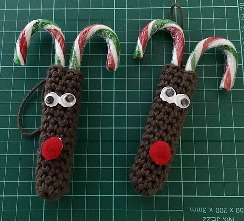 Ravelry: Last Minute Reindeer Candy Cane Holders pattern by Rhondda Mol ...