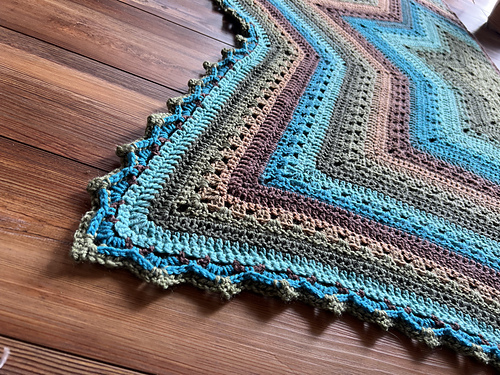 Ravelry: 6-Day Star Shawl pattern by Betty McKnit