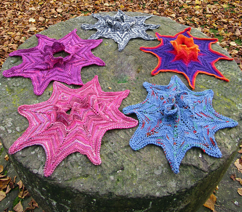 Ravelry: Dragon Cowl Kids pattern by Beyenburgerin Design