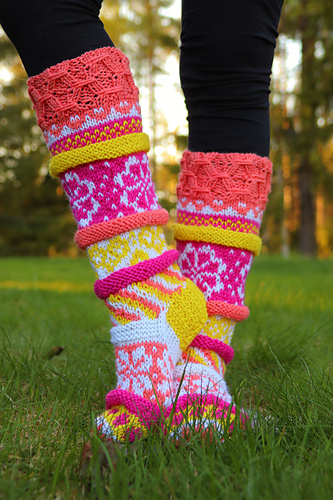 Ravelry: Crazy Socks pattern by Beyond The Loops