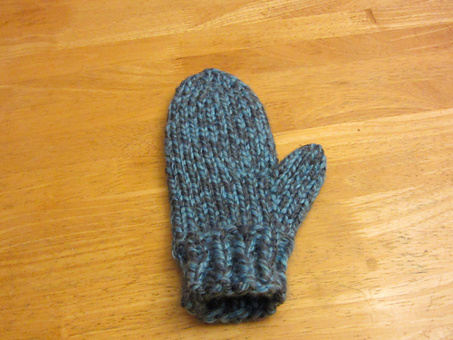 Ravelry: Midwestern Mittens, Extra Chunky pattern by Lion Brand Yarn