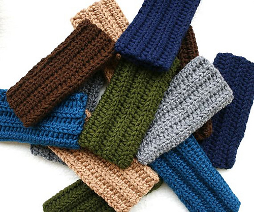 Ravelry: Easy Klara Fingerless Mitten - One hour pattern by PinarV