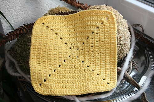 Ravelry: Windmill Dish Cloth pattern by Kozy Komforts