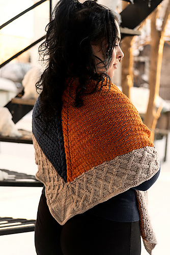 Ravelry: Day and Night Shawl pattern by Takako Takiguchi