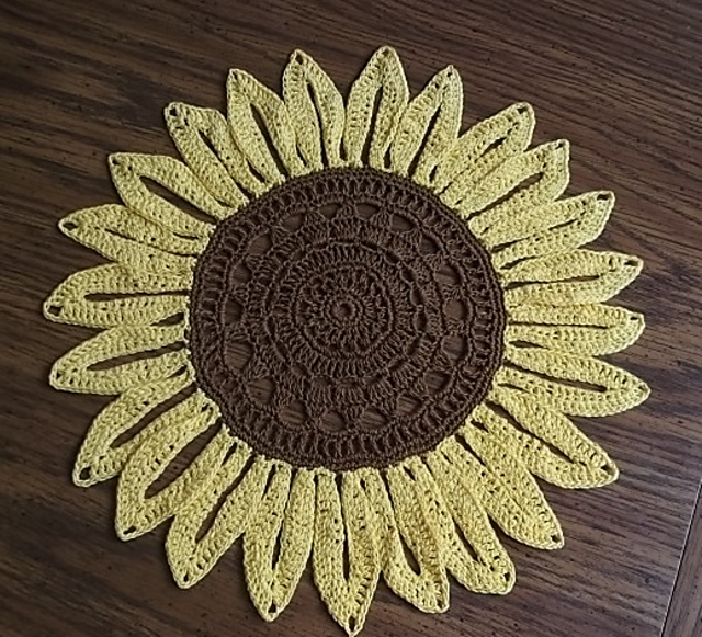 Ravelry: Sunflower Suncatcher or Doily pattern by Betty Stevens