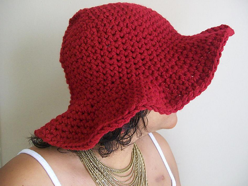 Ravelry: Wide Brimmed Floppy Hat pattern by Joede Brown