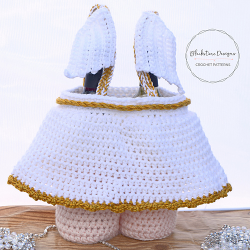 Ravelry: Christmas Angel Gift Basket pattern by Sonya Blackstone