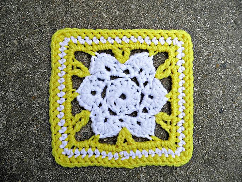 Ravelry: Primrose Square pattern by Sonya Blackstone