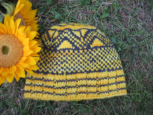 Ravelry: Topaz Hat pattern by Amy Keefer