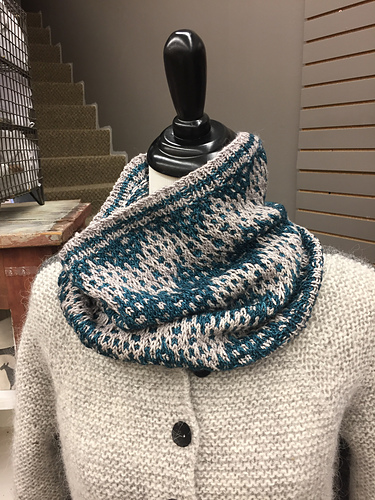 Ravelry: Oscillare pattern by Barbara Benson