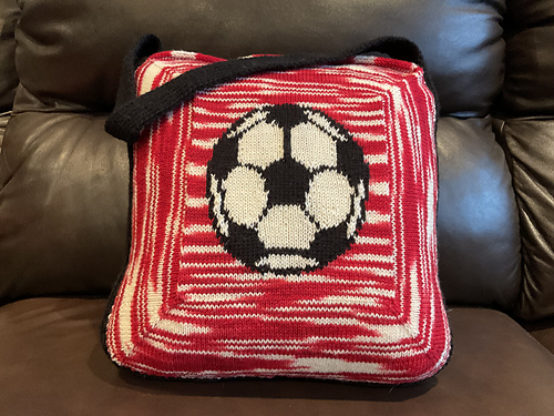 Ravelry: Stadium Sit Upon pattern by Belinda Rewucki