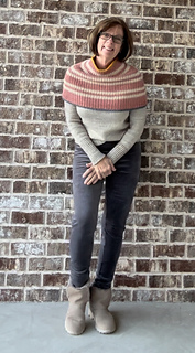 Ravelry: Bobbiknitsit's Cinch Shrug