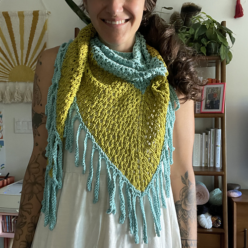 Ravelry: Summer Fringe Shawl pattern by Annie Lupton