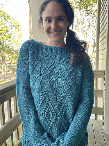 Ravelry: Diamond Folk Tunic pattern by Annie Lupton