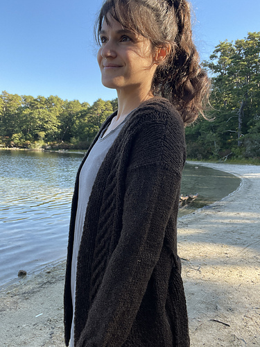 Ravelry: Roe Cardi pattern by Annie Lupton