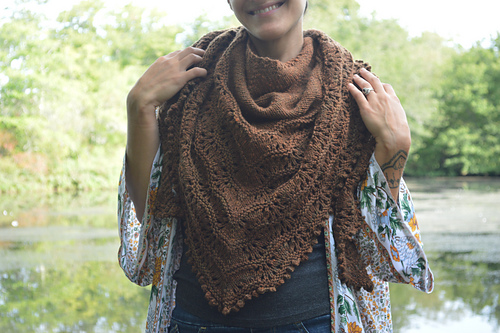 Ravelry: Boho Romance Shawl pattern by Annie Lupton