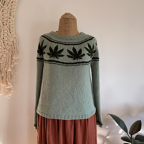 Ravelry: Cannabis Wreath pattern by Annie Lupton