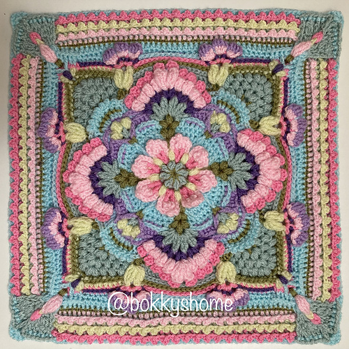 Ravelry: Babylon Square pattern by Sandra Salas