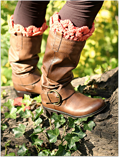 Ravelry: Crocodile Stitch Boot Toppers pattern by Bonita Patterns